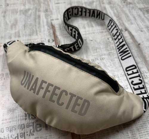 Поясная сумка Unaffected, оригинал, большое лого