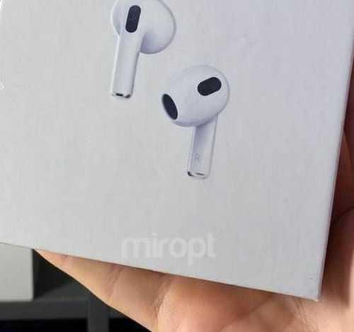 Беспроводные наушники Apple AirPods 3