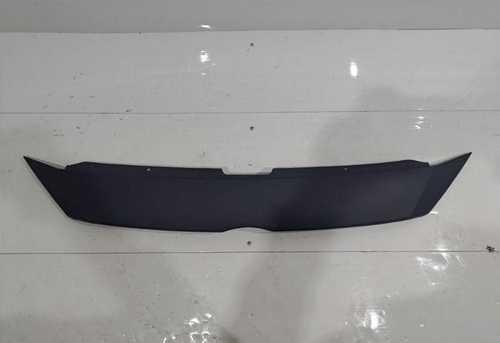 Накладка решетки радиатора Mazda 3 BM 2013