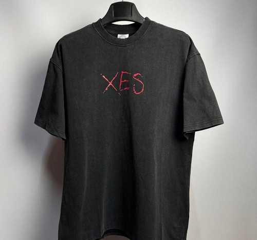 Футболка Vetements - XES