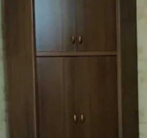 Угловая шифоньер б/у