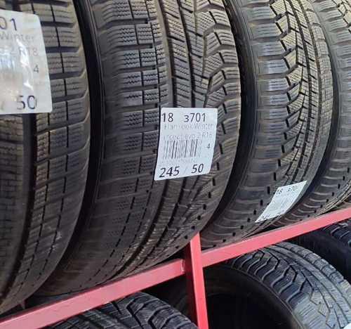Goodyear Ultragrip 600 215/60 R16