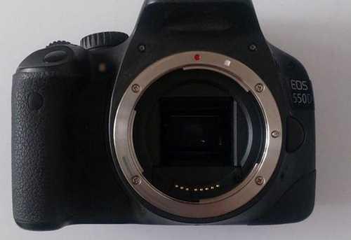 Зеркальный фотоаппарат Canon 550D (на запчасти)