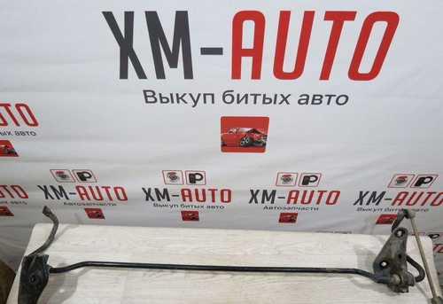 Стабилизатор задний Toyota Camry 50