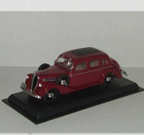 Шкода Skoda Superb 1938 Altaya 1:43