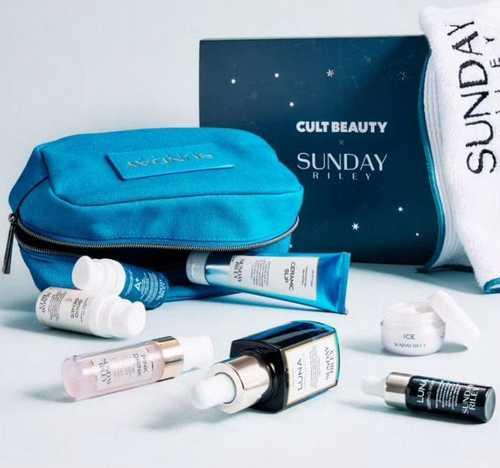 Cult Beauty Sunday Riley набор косметики