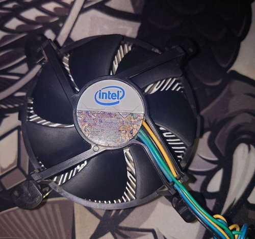 Боксовый кулер intel 775