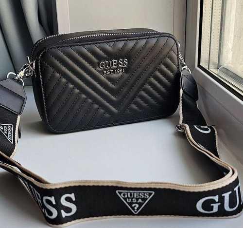 Сумка Guess черная