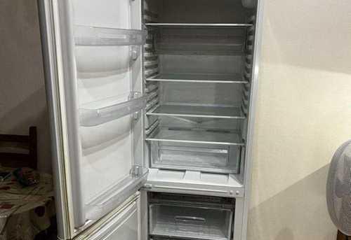 Холодильник на гарантии