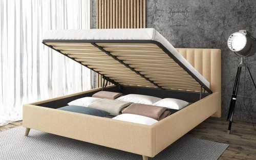 Двуспальная мягкая кровать с подъемным механизмом