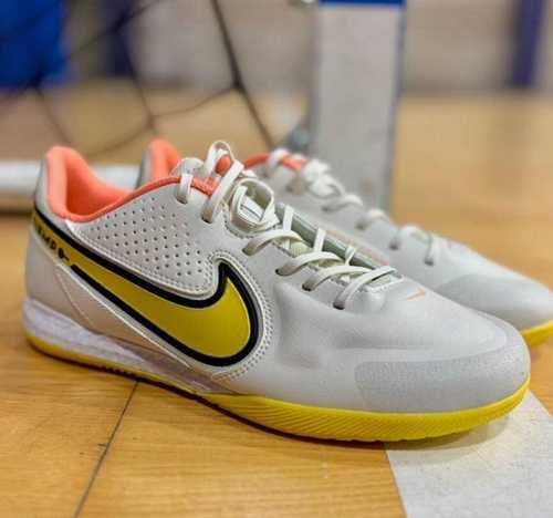 Футзалки Nike Tiempo Legend 9 YellowRed Sole