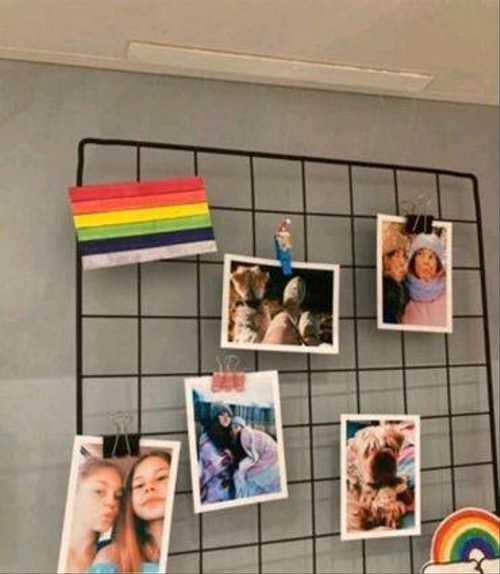 Декоративный стеллаж / доска для фотографий