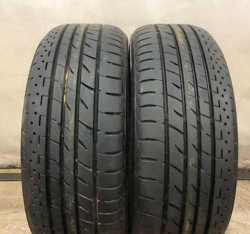 Bridgestone Playz PX-RV 215/55 R17 94V