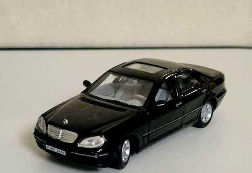 Mercedes w220 модель 1/43