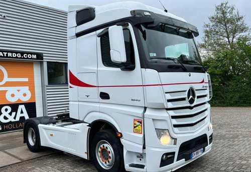 Pазбираем грузовик Mercedes-Benz Actros mpiv с 201