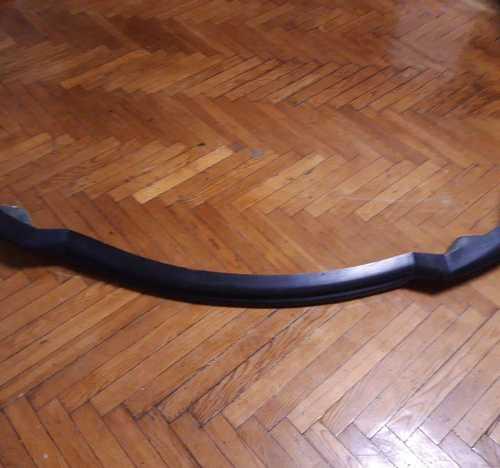 Губа бампера Lexus is 250