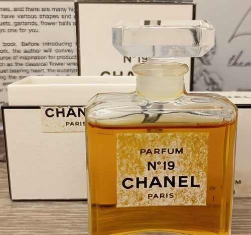 Духи Chanel 19 Parfum, от 14 мл Франция 1990-е