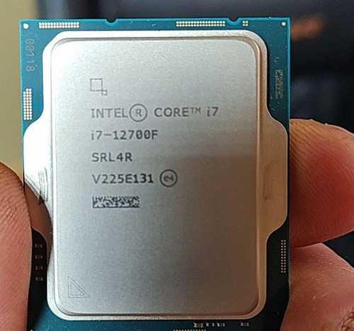 Intel core i7 12700f