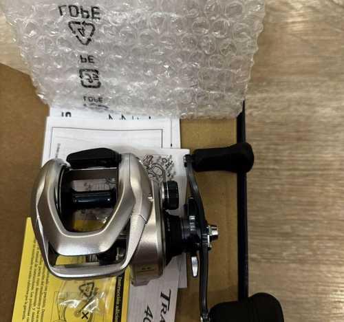Катушка shimano tranx 401 (леворукий)
