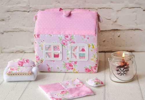 Розовый кукольный домик сумочка с мебелью