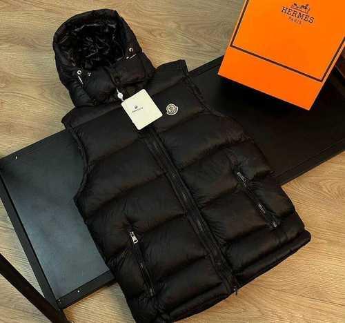 Жилетка Moncler