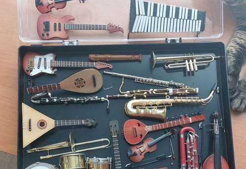 Музыкальные инструменты "Ашет коллекция"