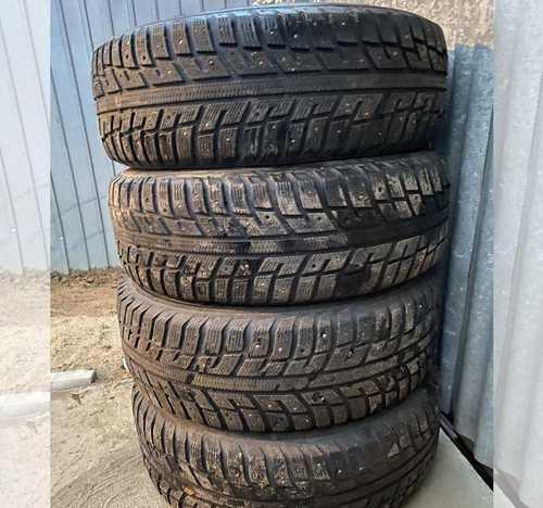 Kumho I'Zen KW22 215/65 R16 98T