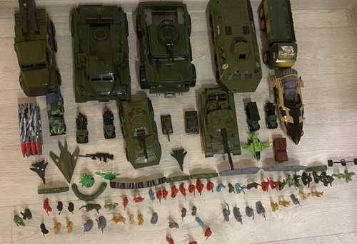 Игрушки пакетом военные бтр, солдатики, машинки