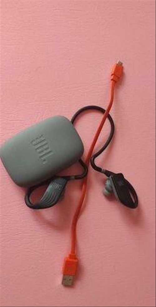 Наушники jbl для плавания с MP3 плеером