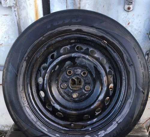 Toyo Tranpath mpF 215/60 R16 95H