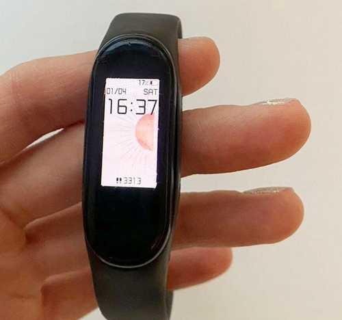 Фитнес браслет xiaomi mi band 4