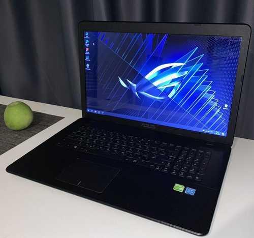 Большой Asus 17 игровой 4 ядра, Nvidia, SSD 512gb