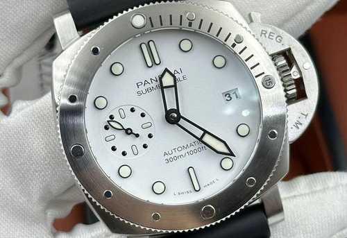 Panerai Luminor Submersible