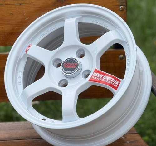 Литые диски RAYS Volk Racing TE37 6.5×R15 4×100