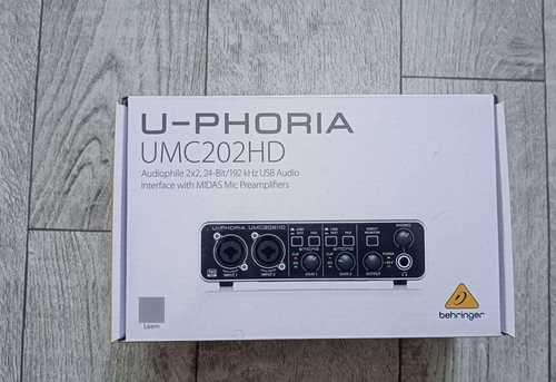 Аудиоинтерфейс behringer UMC202HD