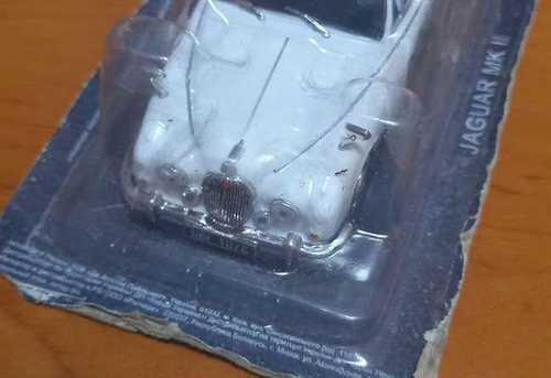 Модель 1:43 Jaguar Mk II Полиция