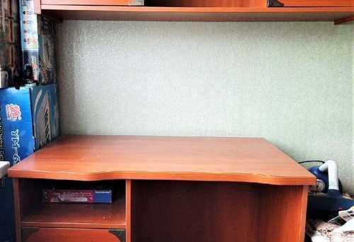 Письменный стол +шкафчик