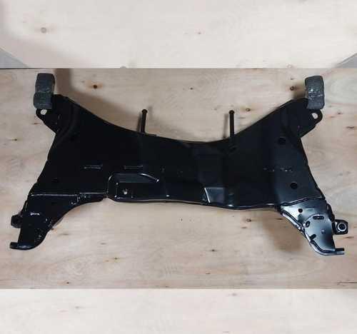 Передний подрамник Mitsubishi Outlander 1