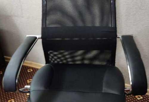 Кресло руководителя Бюрократ CH-608SL (Black)