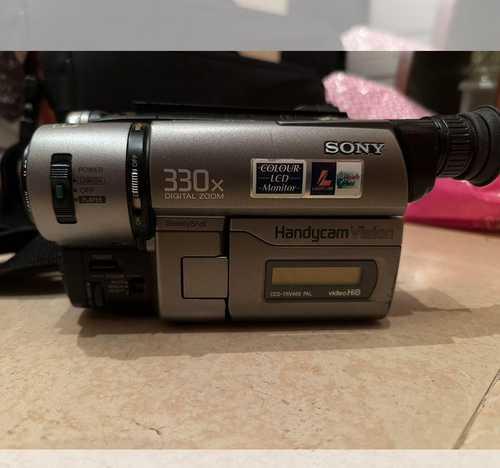 Видеокамера sony ccd-trv46e handycam