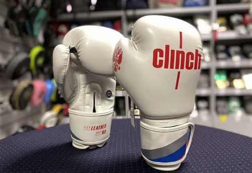 Боксерские перчатки Clinch Olimp бело-красные