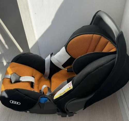 Автолюлька britax romer с базой isofix