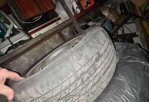 Колесо R14 Bridgestone Sneaker 185/65, PCD 4x114.3 DIA 60.1