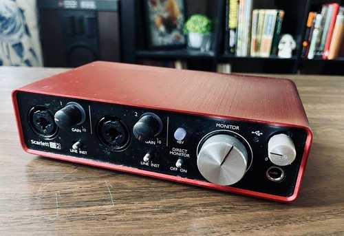 Внешняя звуковая карта Focusrite Scarlett 2i2 2nd