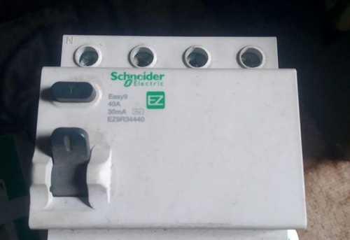 Автоматический выключатель schneider