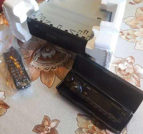 Продам автомагнитолу