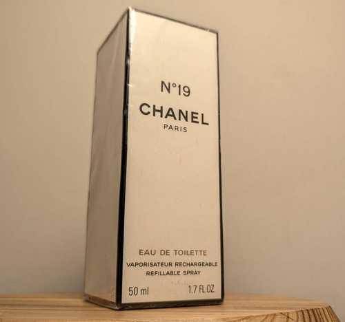 Chanel № 19 EDT 50 мл 2006 года спрей в слюде