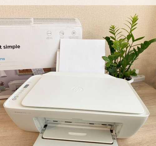 Принтер HP DeskJet 2710