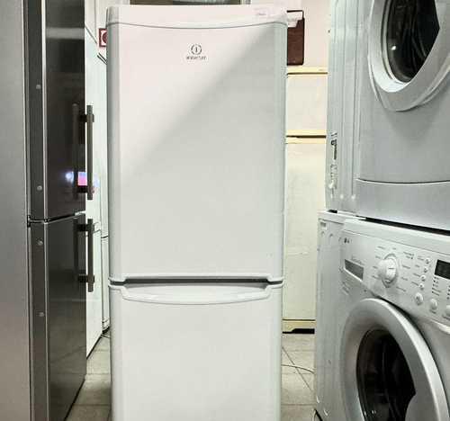 Холодильник Indesit