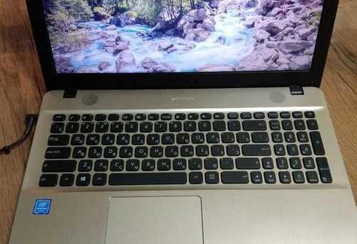 Ноутбук Asus D541N